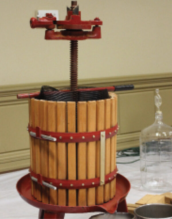 Choosing A Wine Press - WineMakerMag.com